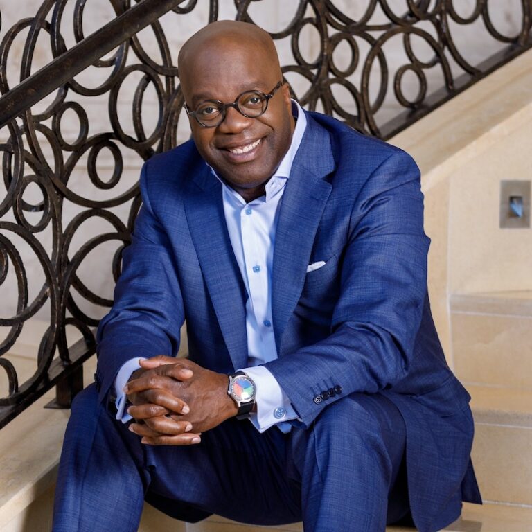 Simon T. Bailey - Nancy Vogl Speakers International